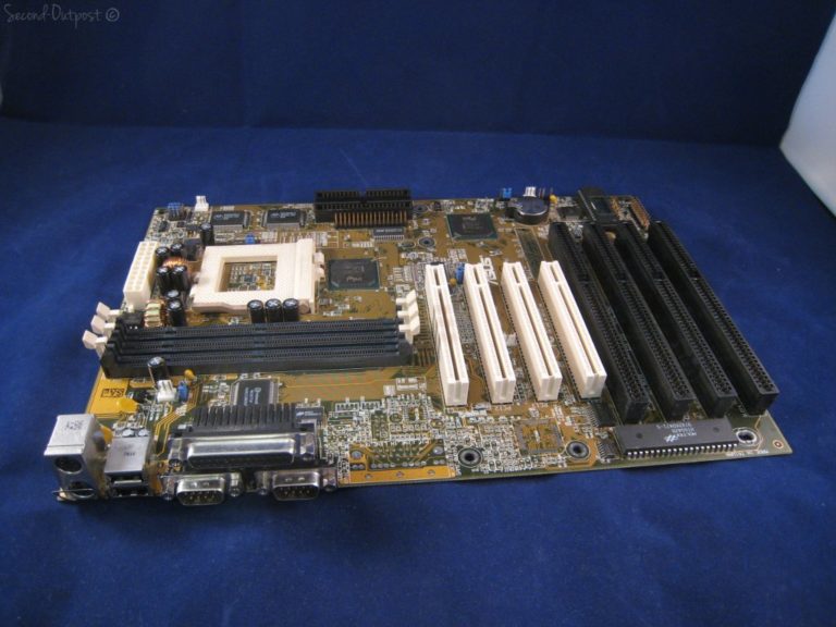 Asus TX97 X Socket 7 ATX motherboard - Intel 430TX chipset